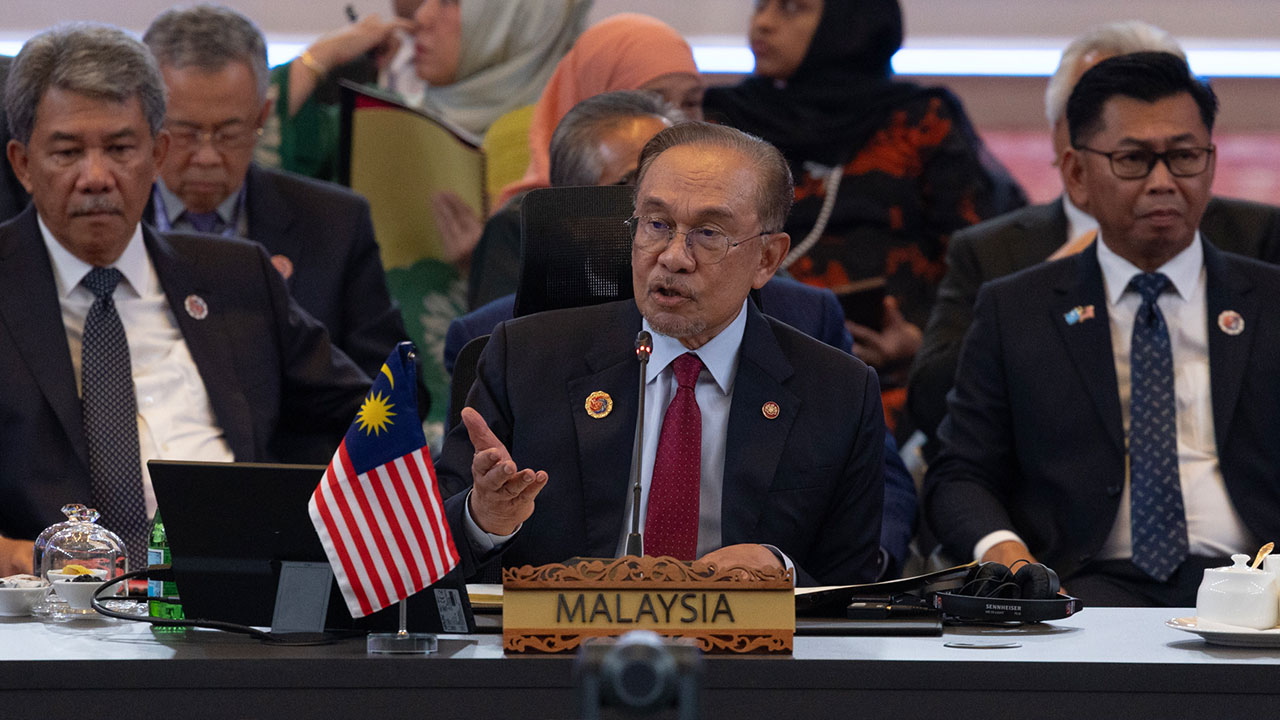 Berita Terkini ASEAN25: Forum Asia Timur perlu gesa keamanan berkekalan ...