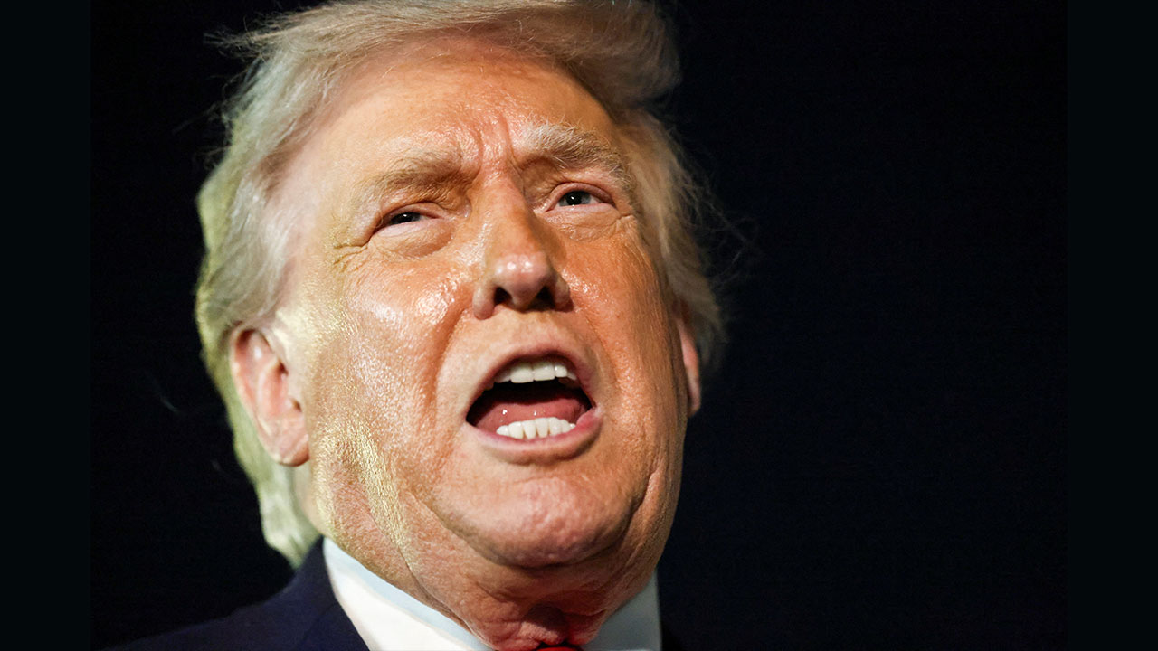 AS bina rizab strategik pertama mineral kritikal - Trump | Awani