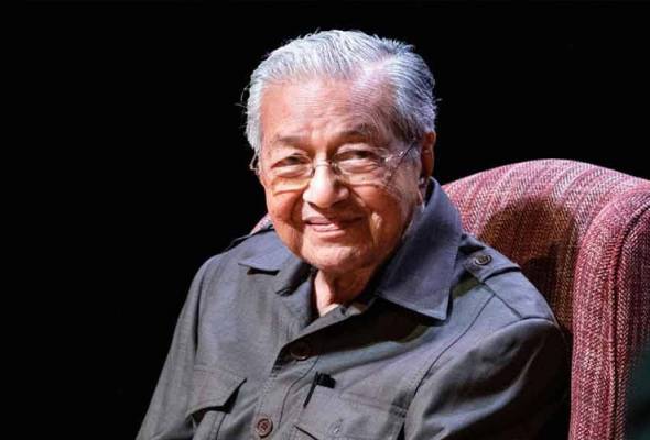 [TERKINI] Tun Mahathir disahkan retak tulang pinggul kanan | Awani