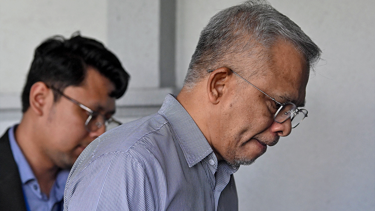 Tokoh kewangan Islam, Daud Bakar didakwa bersubahat urus sekuriti tanpa ...