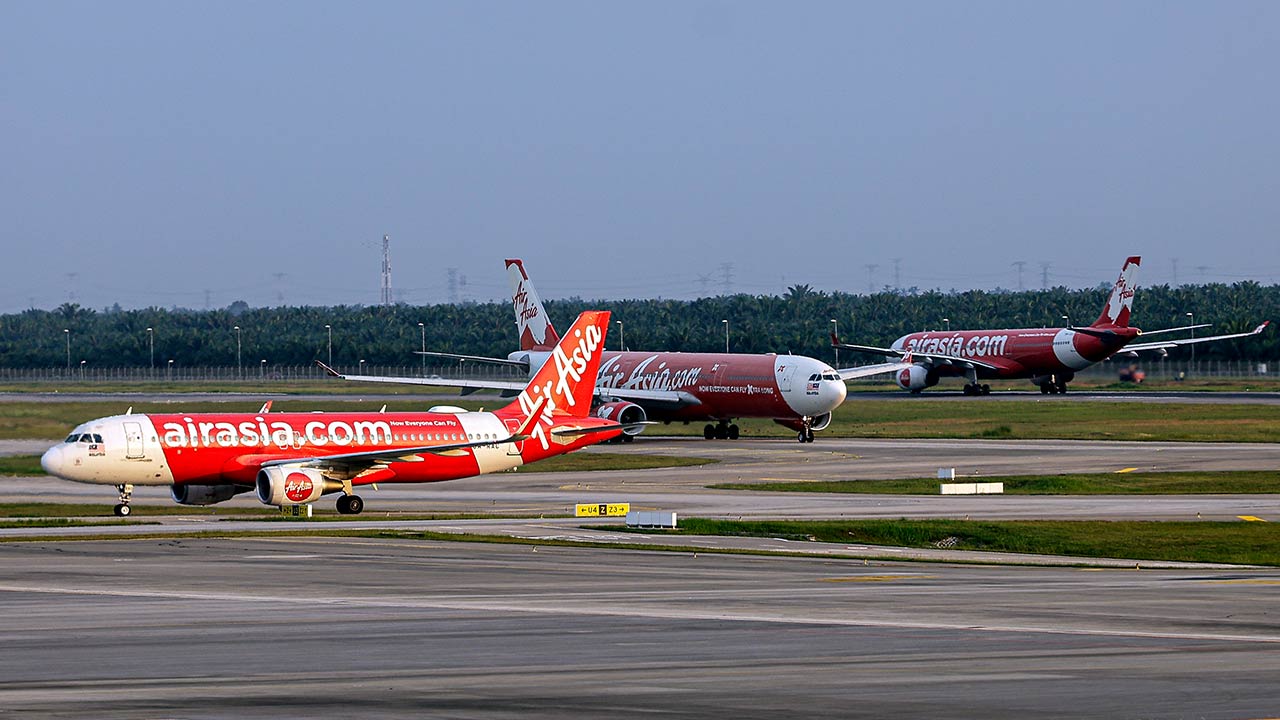 AirAsia X nafi laporan AirAsia Filipina digantung, operasi berjalan ...
