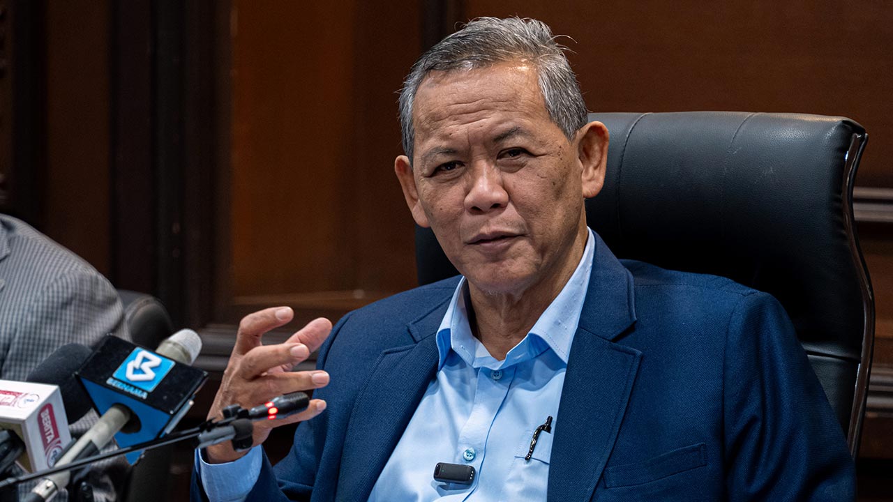 Dakwaan tahan sijil SPM pelajar di Senawang tak tepat - MB | Awani