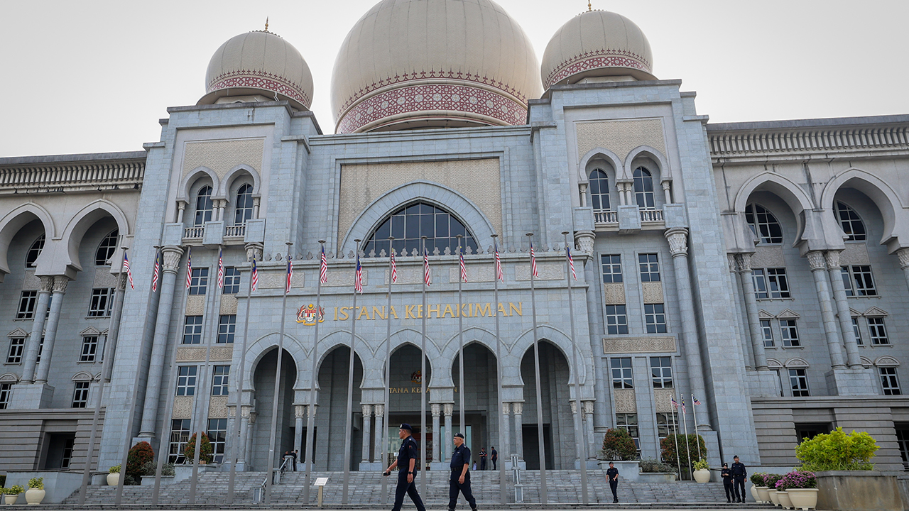Mahkamah Persekutuan putuskan hukuman sebat terhadap banduan ...