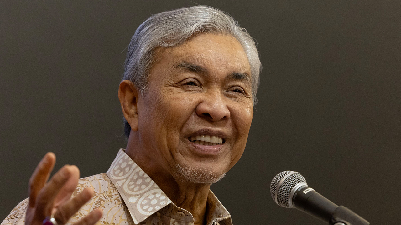 Kemelut DUN Negeri Sembilan: Tiada cadangan tukar MB - Ahmad Zahid | Awani