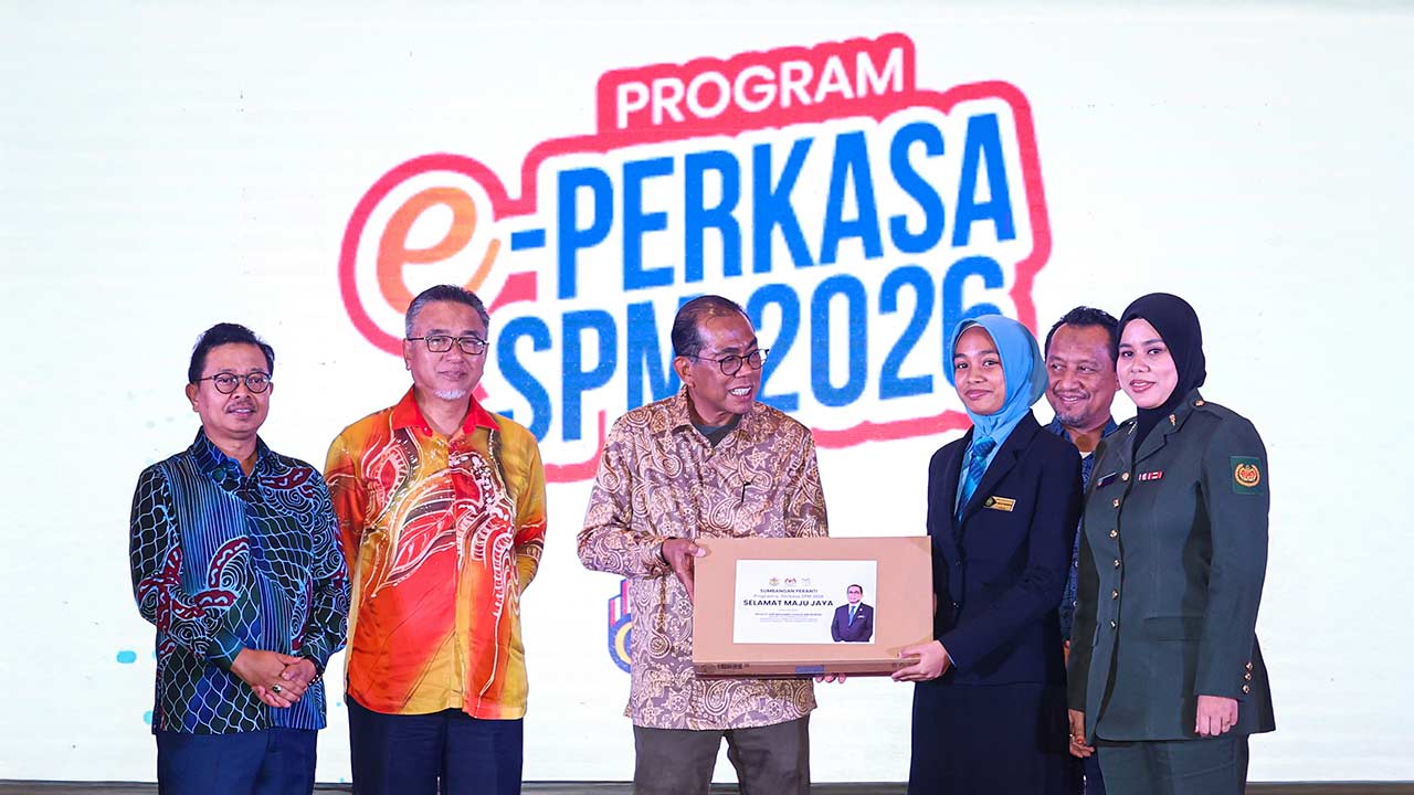MINDEF peruntuk RM7.2 juta beri peluang graduan anak warga ATM jalani ...