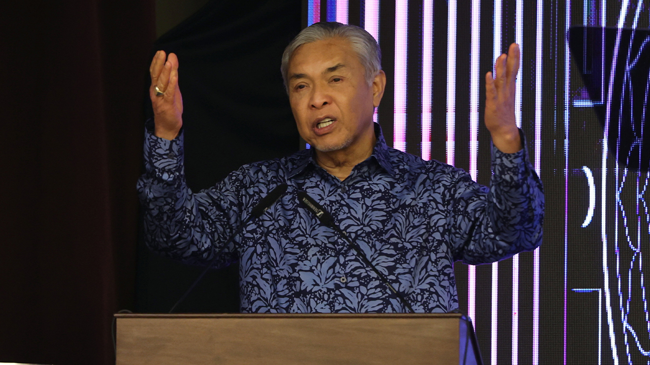 KKDW perlu beralih kepada budaya berimpak, akauntabiliti - Ahmad Zahid ...